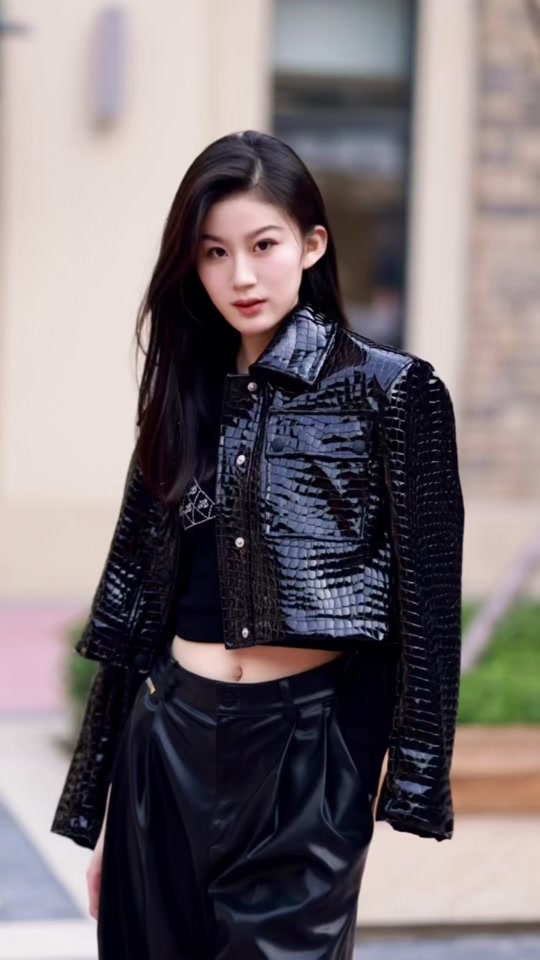 Le Alessandra的抖音 - 抖音