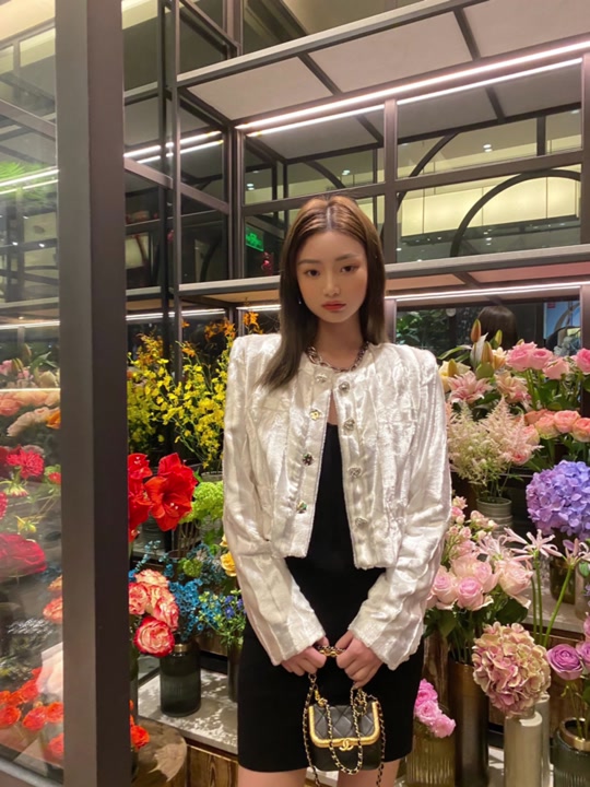 Le Alessandra的抖音 - 抖音