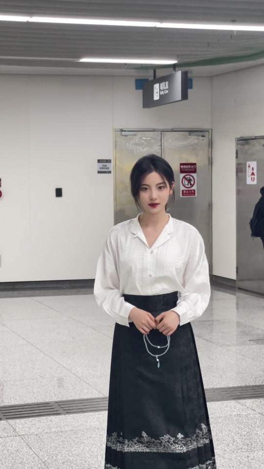 郑高兴（锤炼化妆术版）的抖音 - 抖音